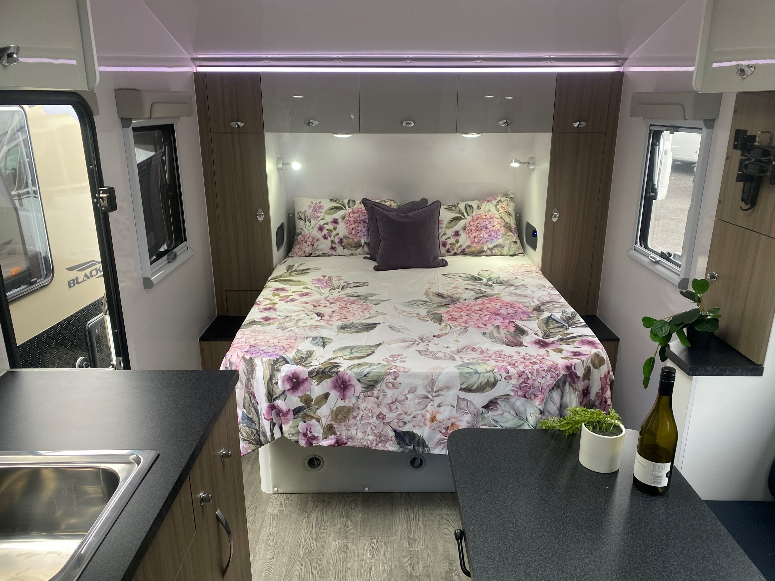 Titan Blackhawk Tourer 595 Bunk - Nationwide RV