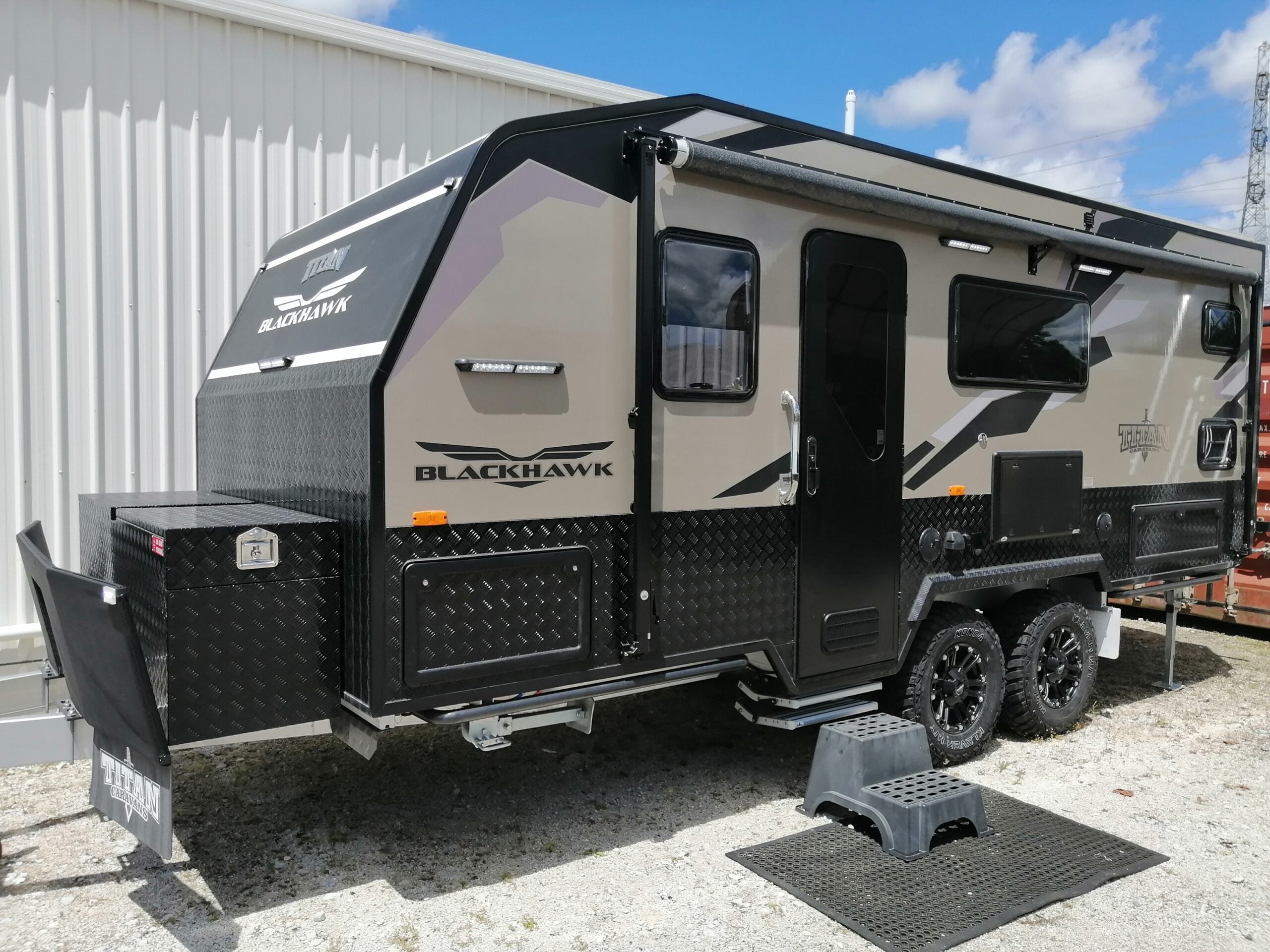 Titan Blackhawk Tourer 595 Bunk - Nationwide RV